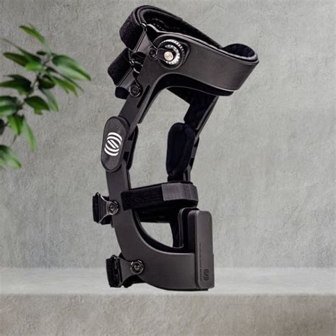 Buy Spring Loaded Custom Knee Brace The Health Spot By Absolute Health