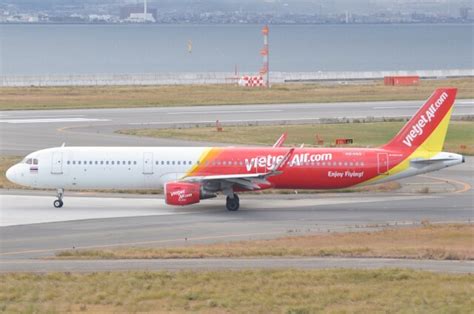 タイ・ベトジェットエア Airbus A321 Hs Vkg 関西国際空港 航空フォト By Fly A340さん 撮影2023年12月01日