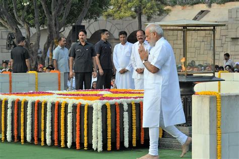 Pm Narendra Modi Pays Tributes To Gandhi Ji On Gandhi Jayanti At