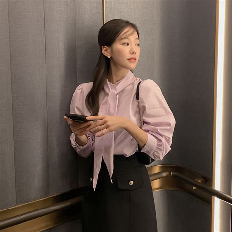 달리호텔 단독 Dali made 블랑 스카프 타이 블라우스 하객룩 개강룩 출근룩