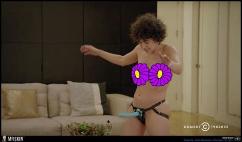Will Ilana Glazer Go Nude In Her Second Pregnancy Movie