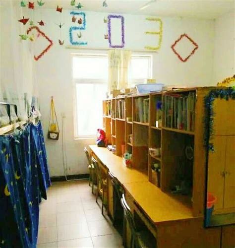 复旦大学枫林校区宿舍 复旦大学枫林 东学南湖校区宿舍 大山谷图库