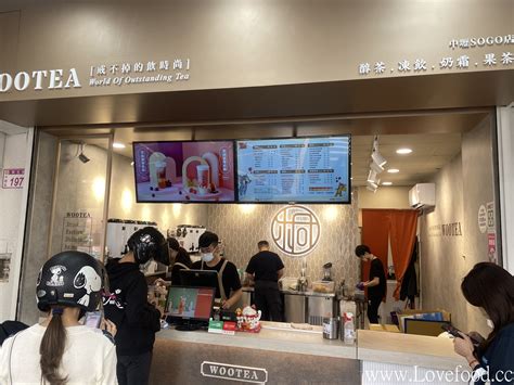 【桃園中壢】五桐號wootea中壢sogo店 最新菜單 人氣網美手搖 老實人奶茶