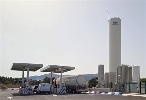 Deux Nouvelles Stations Gaz Esso Engie Sur Les Autoroutes A9 Et A89