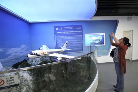 拼装飞机发动机、模拟飞行体验 重装亮相的上海航宇科普中心带你开启“太空之旅” 搜狐大视野 搜狐新闻