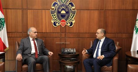 الوكالة الوطنية للإعلام البيسري تسلم من ابو الحسن ورقة الحزب التقدمي