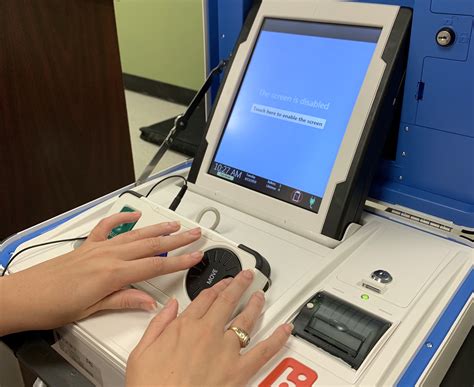 Clovernook Center Hosts Hamilton County Boe To Demo Accessible Voting Equipment Clovernook