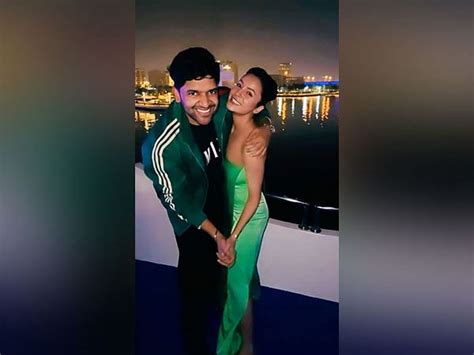 Shehnaaz Gill Blushes As She Dances With Guru Randhawa On Moon Rise
