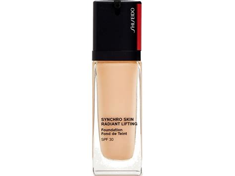 Тональное средство с эффектом сияния и лифтинга SPF 30 Shiseido SYNCHRO ...