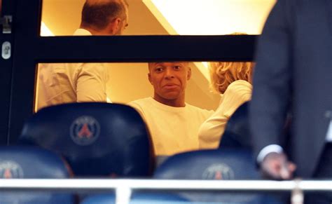 Mbappé Abre Mão De Quantia Milionária Para Não Renovar Com O Psg