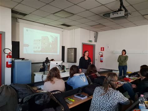 Gli Infermieri Di Villaggio Amico Alla Statale Di Milano Sempione News