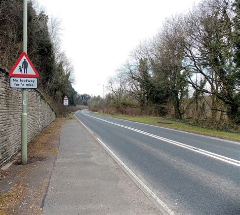 No footway for ½ mile B4281 Aberkenfig Jaggery cc by sa 2 0