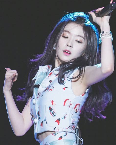 섹시한 아이린 겨드랑이 방송연예 꾸르