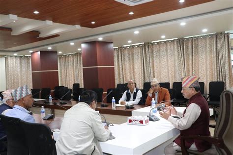 उपप्रधानमन्त्री खड्का र महावीर पुनबीच वार्ता माग पूरा नभएसम्म आन्दाेलन