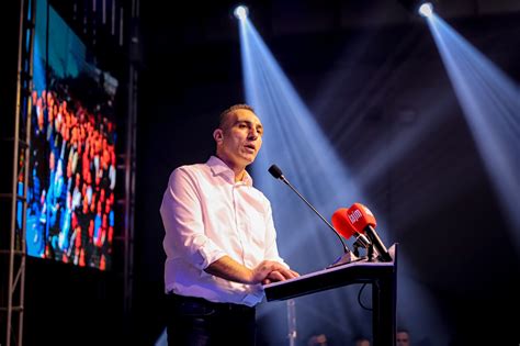 ВИДЕО Груби Чаир е на Али Ахмети и на ДУИ