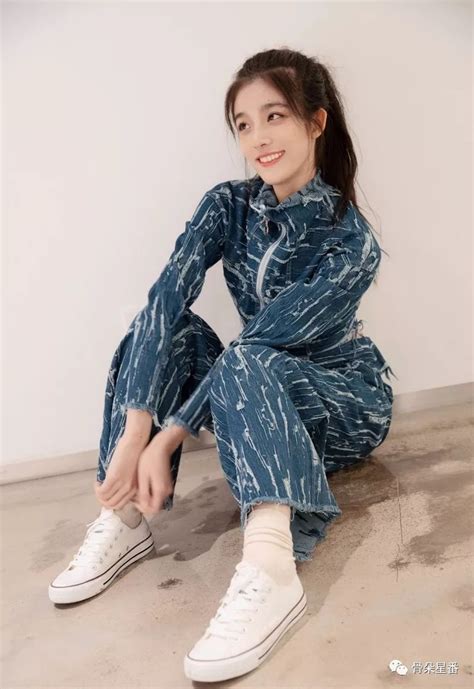 钟丽丽壁纸钟丽丽图片演员钟丽丽大山谷图库