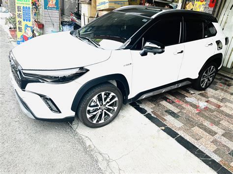 勝大（kl格樂）汽車裝潢行 Toyota Cross 砌居空間制作 設計師 五年前的nissan Livina