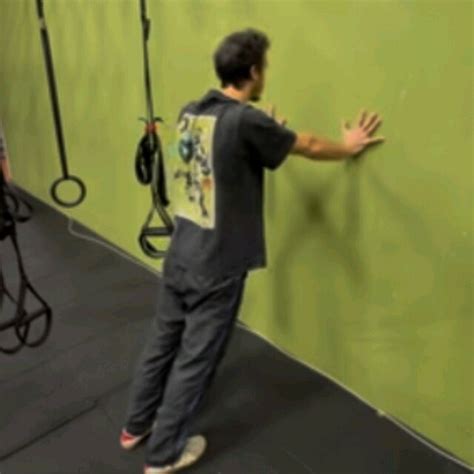 Explosive Scap Dips By Alex 🌊 Exercise How To Skimble