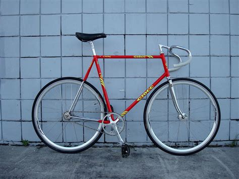 Ciöcc Enemy Pedal Room