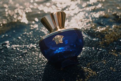 Versace Dylan Blue Pour Femme Womens Fragrance Official Website