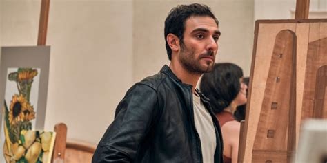 Le Goût De Vivre Netflix Qui Est Eugenio Mastrandrea Le Beau Gosse