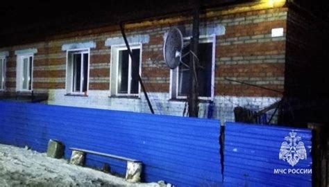 Под Новосибирском многодетная семья спаслась от пожара в частном доме