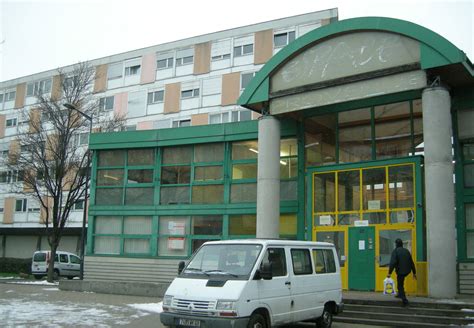 Foyer Inquiétudes Pour Les Familles Hébergées à Adoma