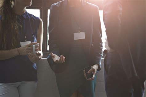 These 10 LinkedIn Tips Will Make You A Networking Master Entrepreneur