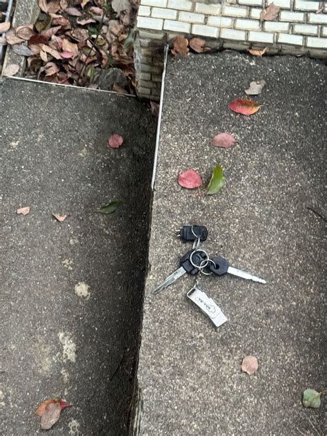 誰的鑰匙遺失 屏科大板 Dcard