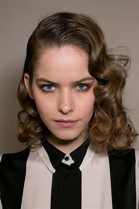 短发新娘别慌张！12个超美短发造型让你美出新高度！ 花瓣网