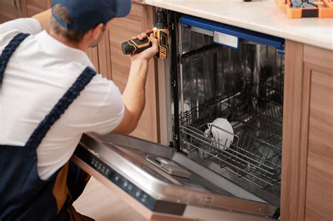 Comment réparer une fuite sur un lave vaisselle Conseils utiles ReparationFacile