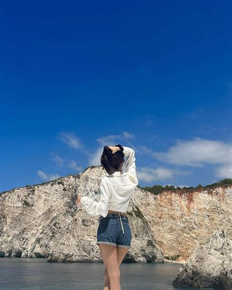 Sau 7 Năm Ra Mắt Cuối Cùng Lisa Blackpink Cũng Chịu Diện Bikini Tinmoi