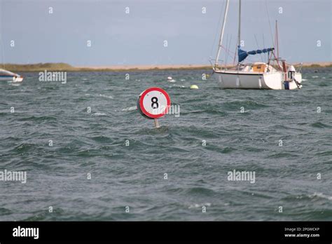 A Boat Speed Restriction Sign In A Coastal Harbour Stock Photo Alamy
