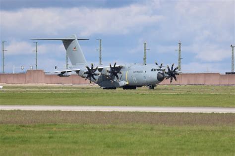 Airbus A400M von der Luftwaffe : r/Planespotting