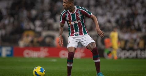 Nos Planos Como Lateral Caio Paulista Deve Ser Relacionado Para O