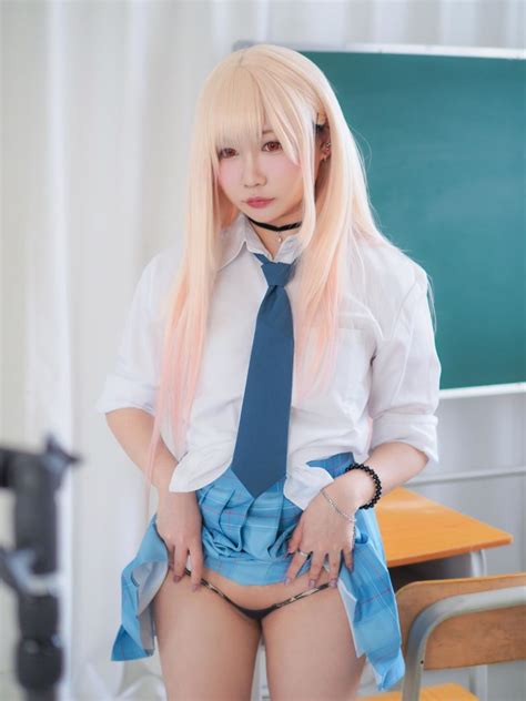 Sono Bisque Doll Wa Koi O Suru Kitagawa Marin Cosplay Absolutely