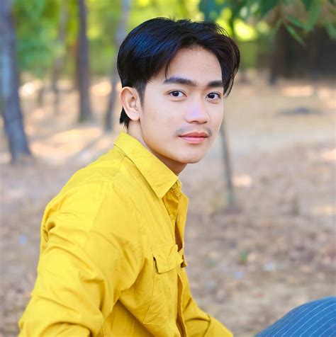 Thet Nay Zaw သက်နေဇော်