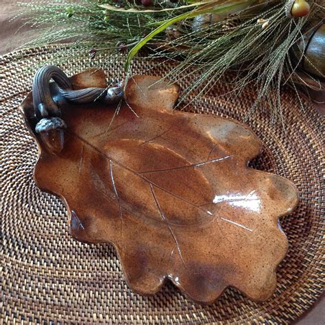 Leaf Oak Thomas Pottery