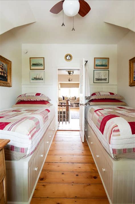 50 Beautiful Coastal Chic Bedroom Retreats
