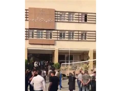 درباره حوادث هنرستان دخترانه صدر تهران یک ماجرا ، دو روایت