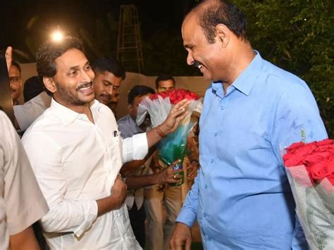 Even YSR Loyalists Kolusu Parthasarathy Deserting Jagan