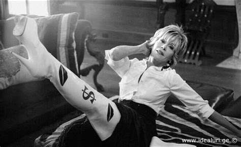 10 თვისება რითაც 40 წელს გადაცილებული ქალი ახალგაზრდას ჯობია Idealuri Ge