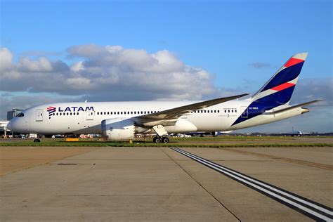 Cc Bba B787 38471 Lhr 11 Dec 23 Taxiing To Terminal 3 Oper Flickr