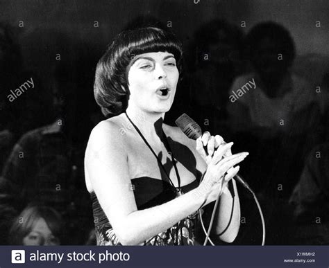 French Female Singers Porn Sex Photos