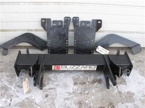 Sell BLIZZARD POWER HITCH I SNOW PLOW TRUCK MOUNT 32013 FOR DODGE 2500
