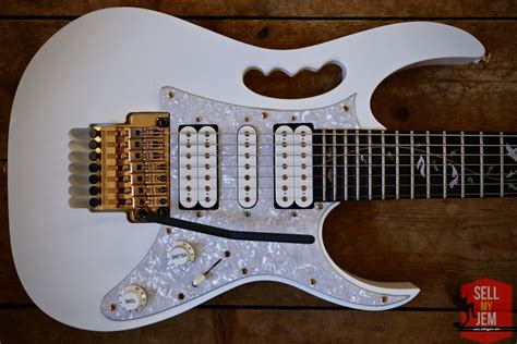 Last 1 In The Uk Stunning 2014 Ibanez Jem 7v7 7 String Monster Guitar
