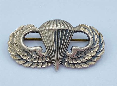 Ww2 United States Airborne Parachutist Silver Tested Jump Wings In Us Army Badges
