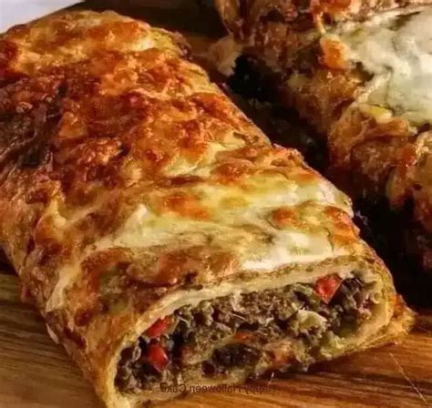 Love This Savory Mushroom Beef Pie