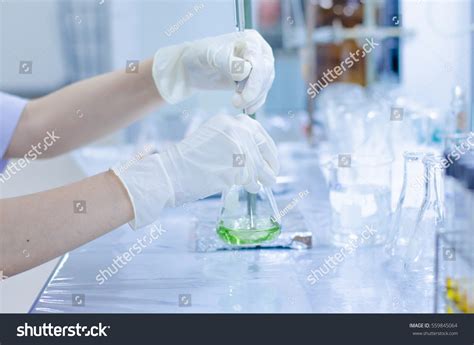 Erlenmeyer Flask In Titration At Archie Beamont Blog