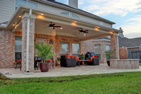 The Best Outdoor Bars In The World Backyard Patio Designs Outdoor
